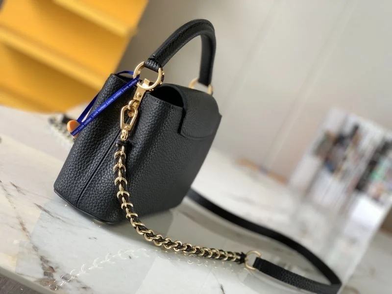 Mirror quality Louis Vuitton Capucines BB Bags