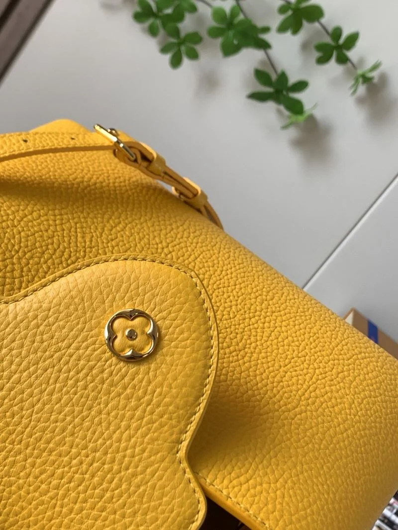 Brand-original Louis Vuitton Capucines BB Bags