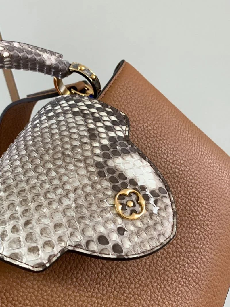 Real Louis Vuitton Capucines BB Bags