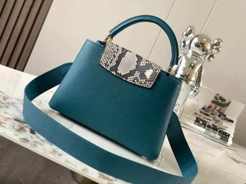 Top match Louis Vuitton Capucines BB Bags