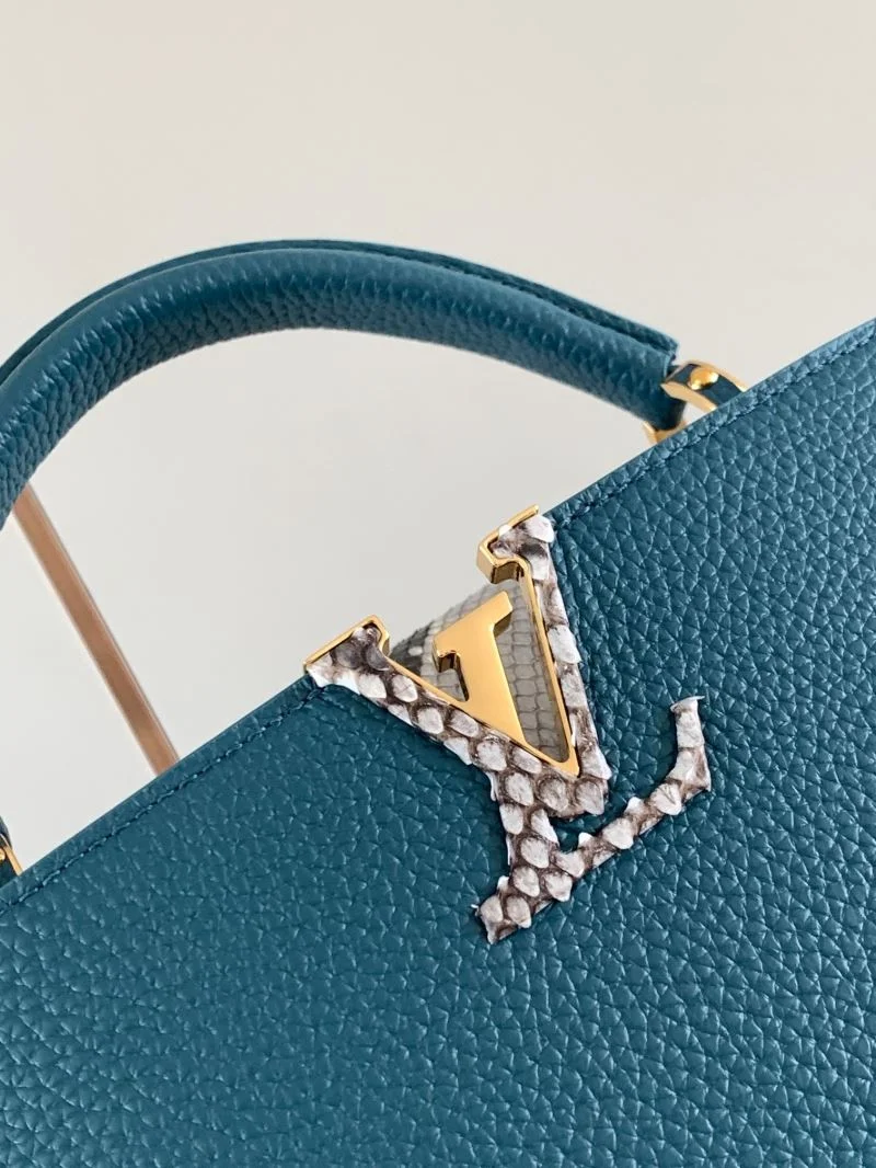 Top match Louis Vuitton Capucines BB Bags