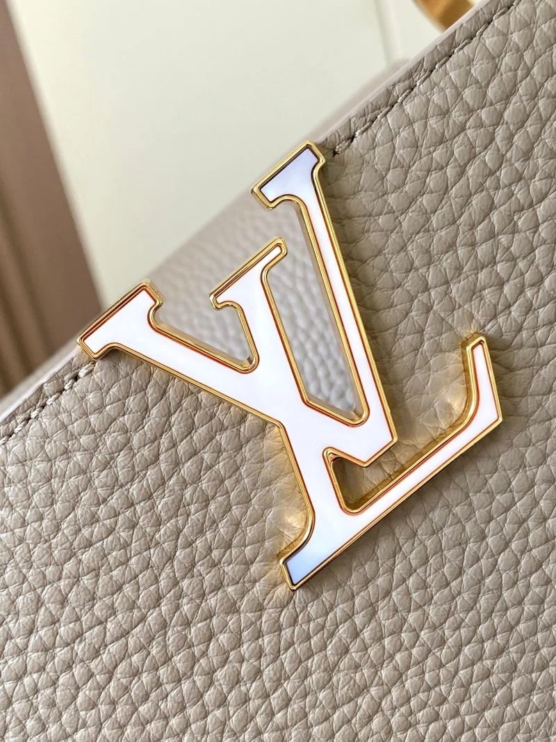Cut-rate Louis Vuitton Capucines BB Bags
