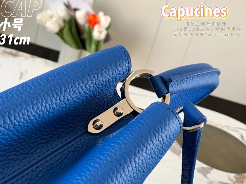 Accurate model Louis Vuitton Capucines BB Bags