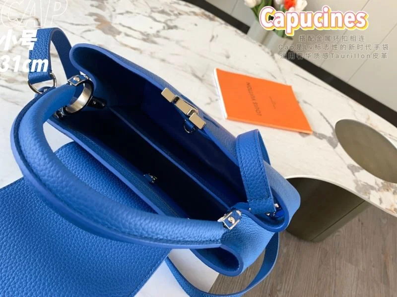 Accurate model Louis Vuitton Capucines BB Bags