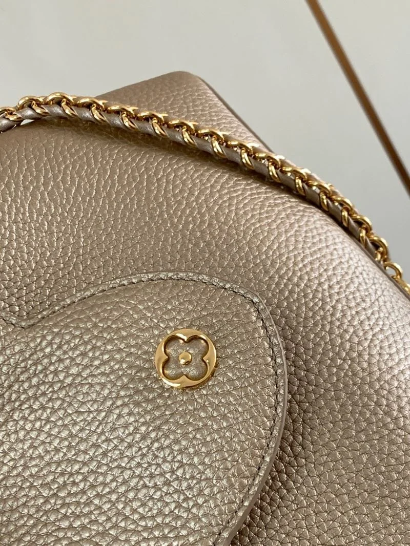 Mirror quality Louis Vuitton Capucines BB Bags