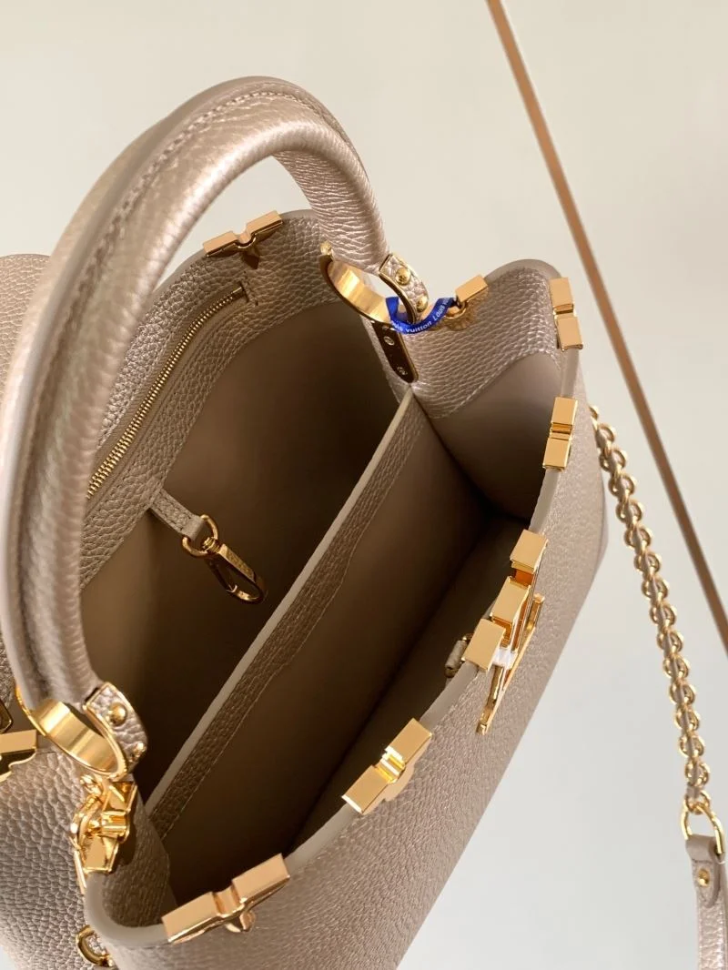 Mirror quality Louis Vuitton Capucines BB Bags