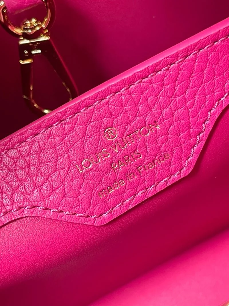 Mirror quality Louis Vuitton Capucines BB Bags