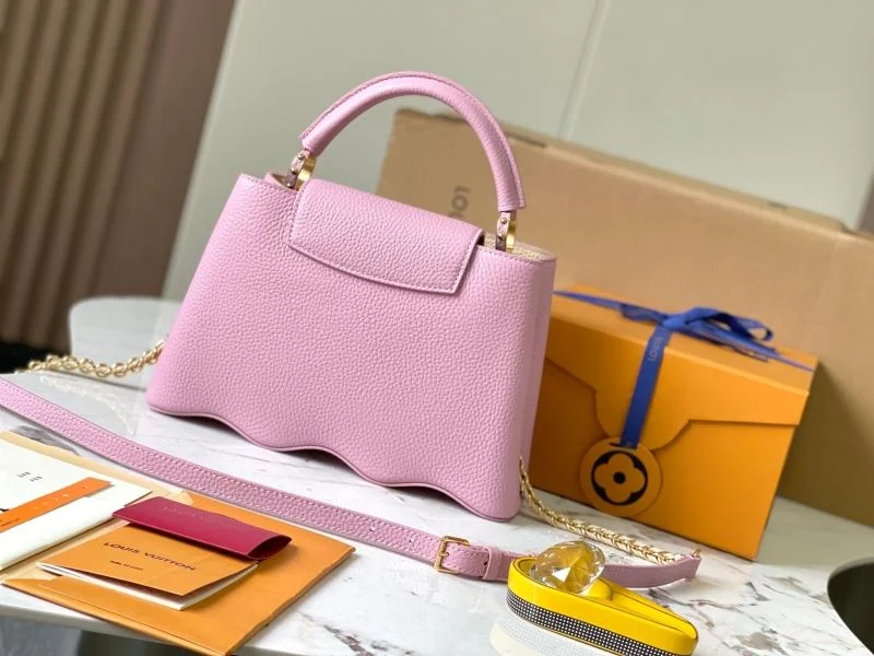 Mirror quality Louis Vuitton Capucines BB Bags