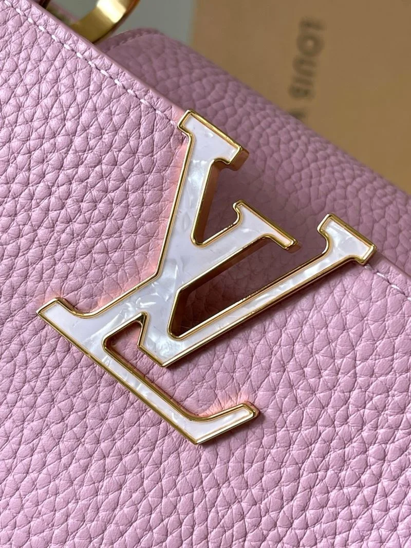 Mirror quality Louis Vuitton Capucines BB Bags