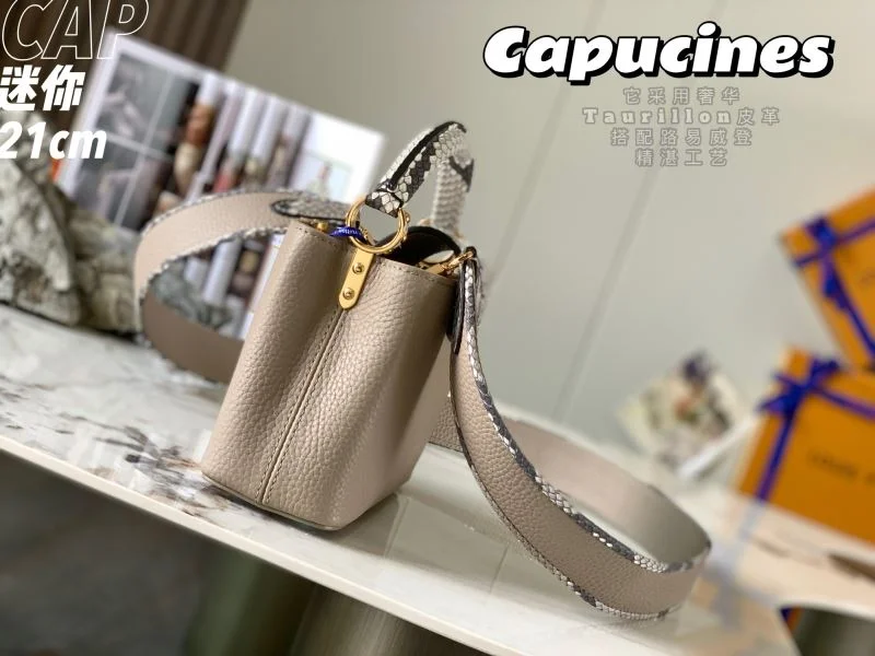 Precise copy Louis Vuitton Capucines BB Bags