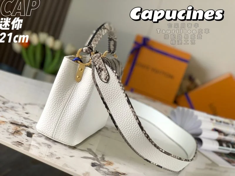 Real Louis Vuitton Capucines BB Bags