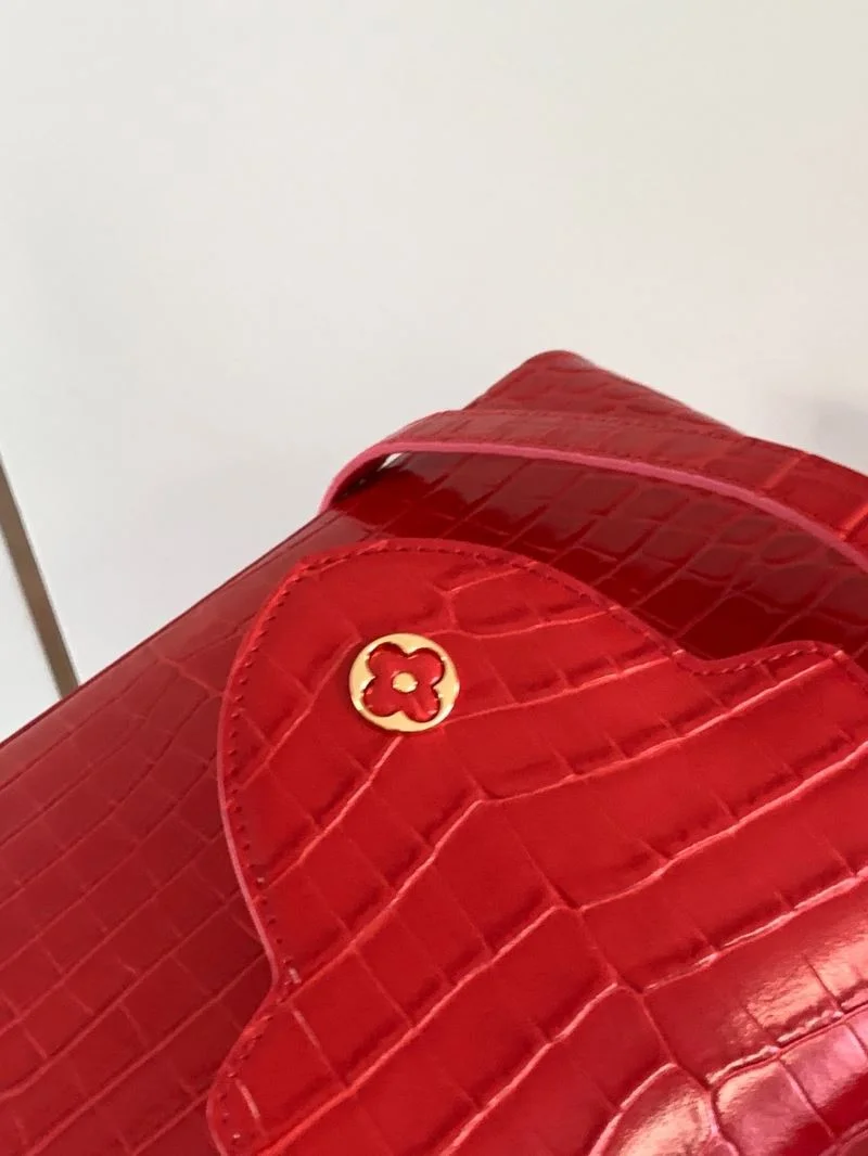 Precise copy Louis Vuitton Capucines BB Bags