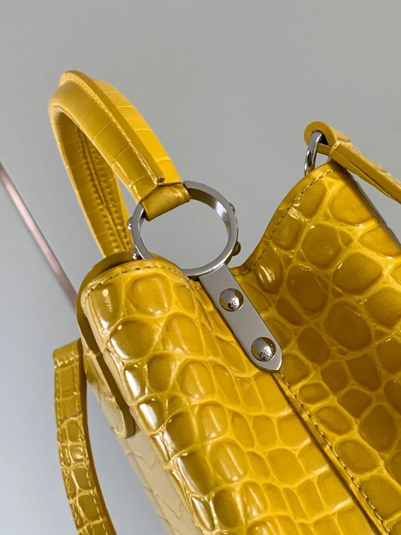 Budget-friendly Louis Vuitton Capucines BB Bags