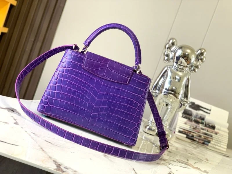 Exact replica Louis Vuitton Capucines BB Bags