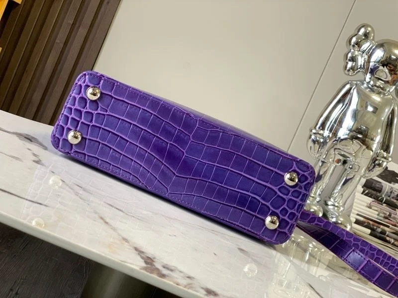 Exact replica Louis Vuitton Capucines BB Bags