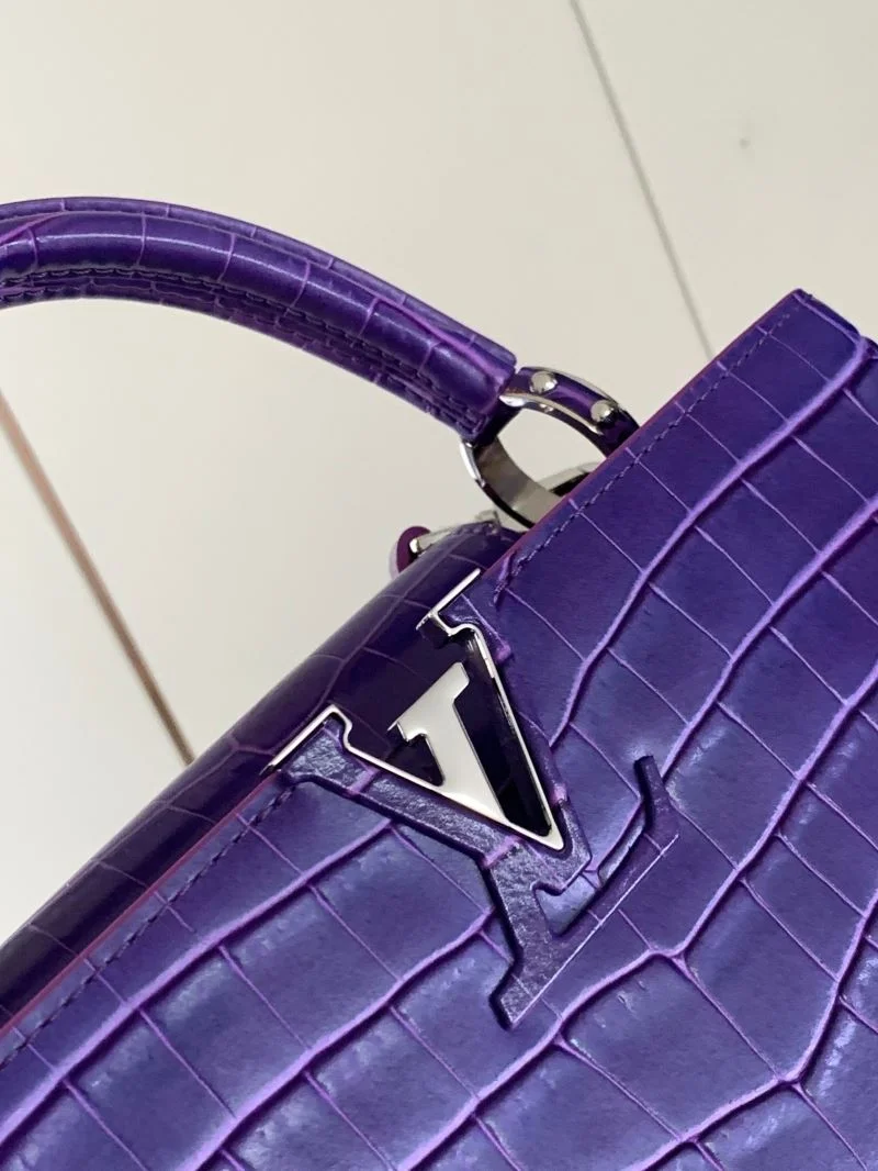 Exact replica Louis Vuitton Capucines BB Bags