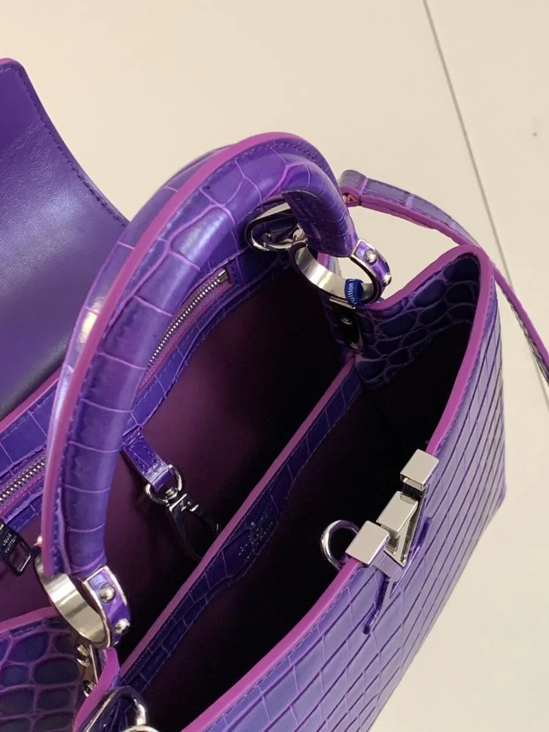 Exact replica Louis Vuitton Capucines BB Bags