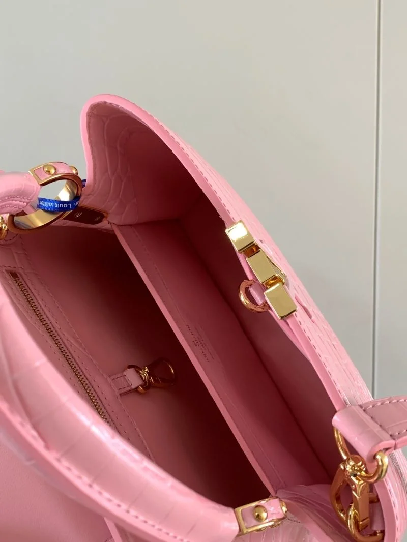 Bargain Louis Vuitton Capucines BB Bags