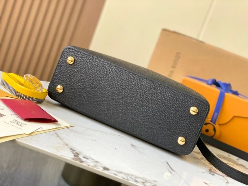 Top match Louis Vuitton Capucines BB Bags