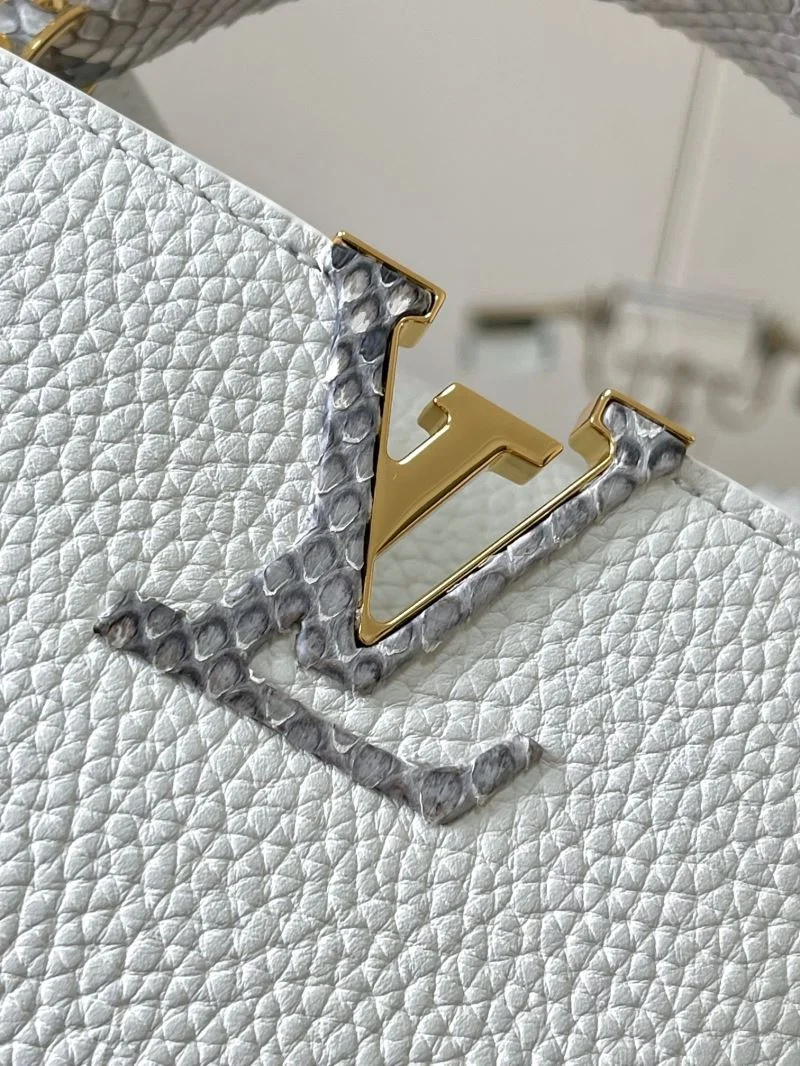 Precise copy Louis Vuitton Capucines BB Bags