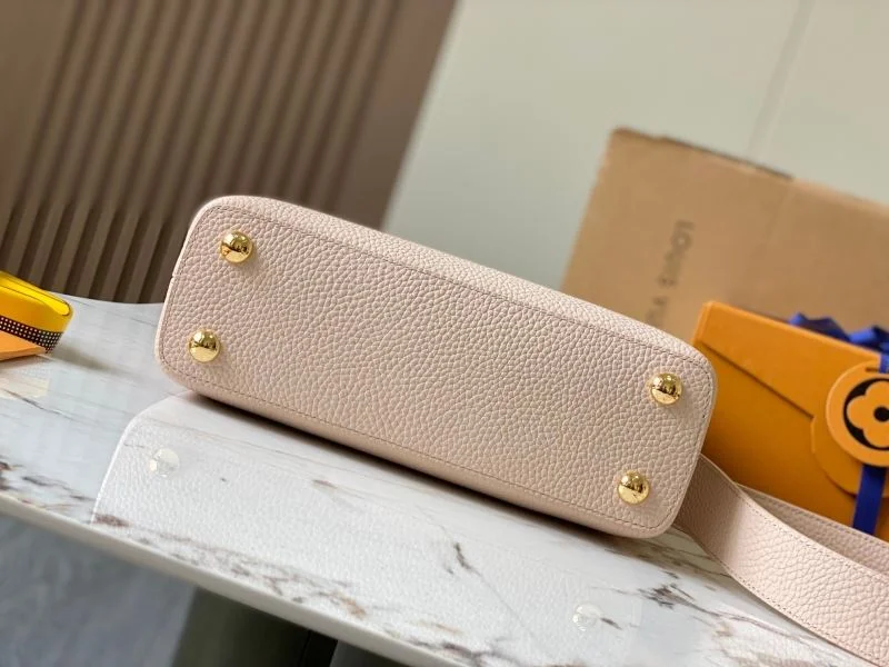 Exact replica Louis Vuitton Capucines BB Bags