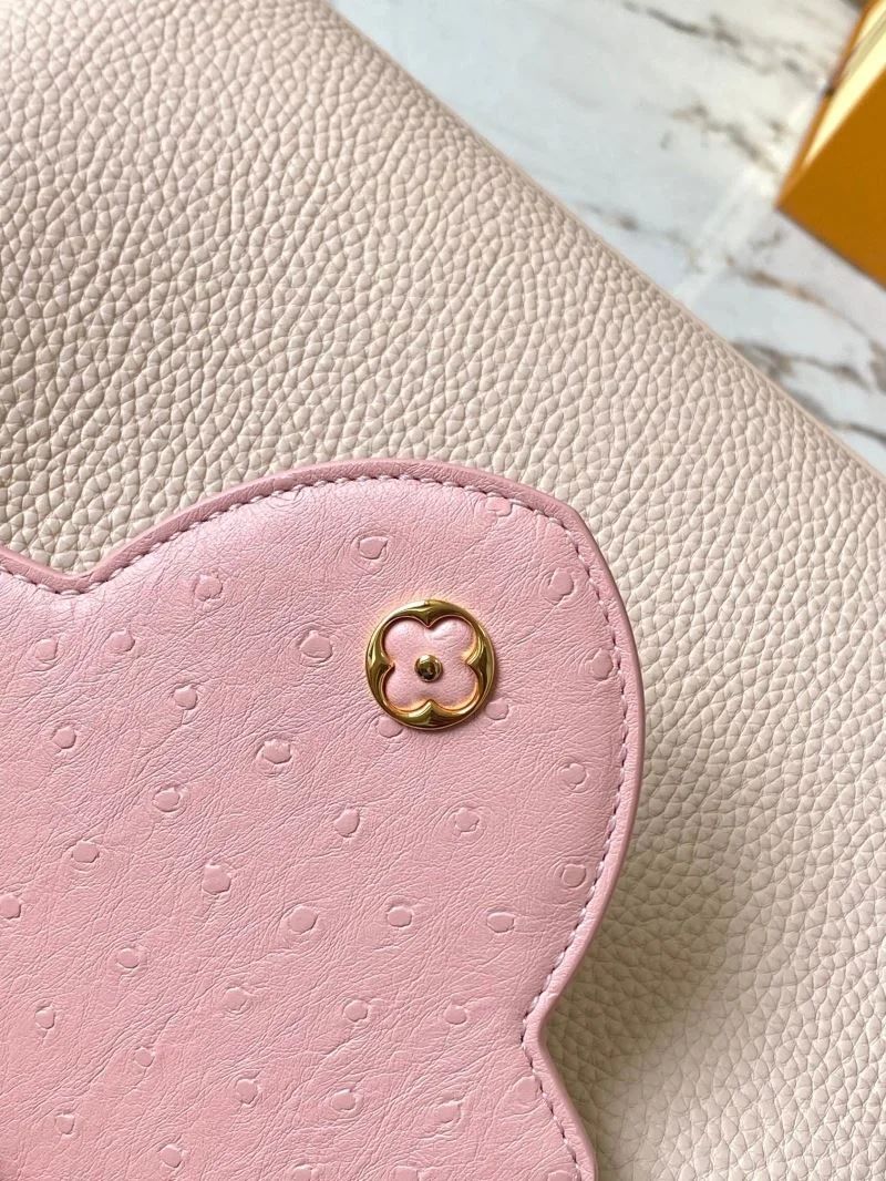 Mirror quality Louis Vuitton Capucines BB Bags