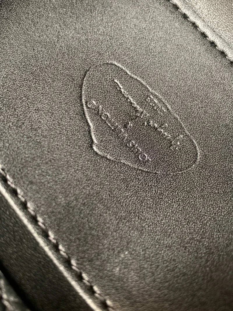 Brand-authenticated Louis Vuitton Capucines BB Bags