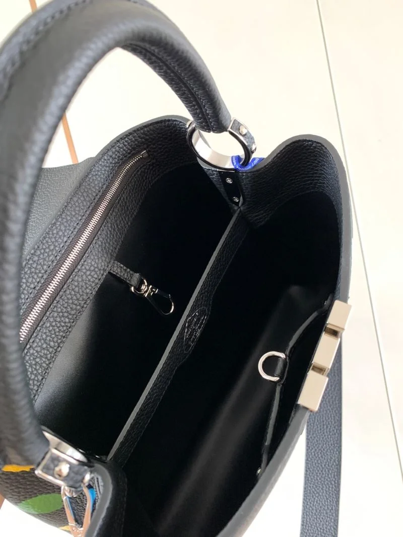 Real Louis Vuitton Capucines BB Bags