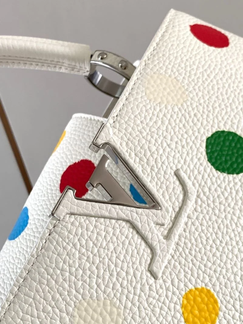 Official Louis Vuitton Capucines BB Bags