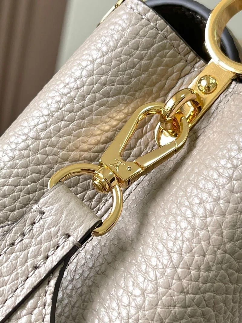 Precise copy Louis Vuitton Capucines BB Bags