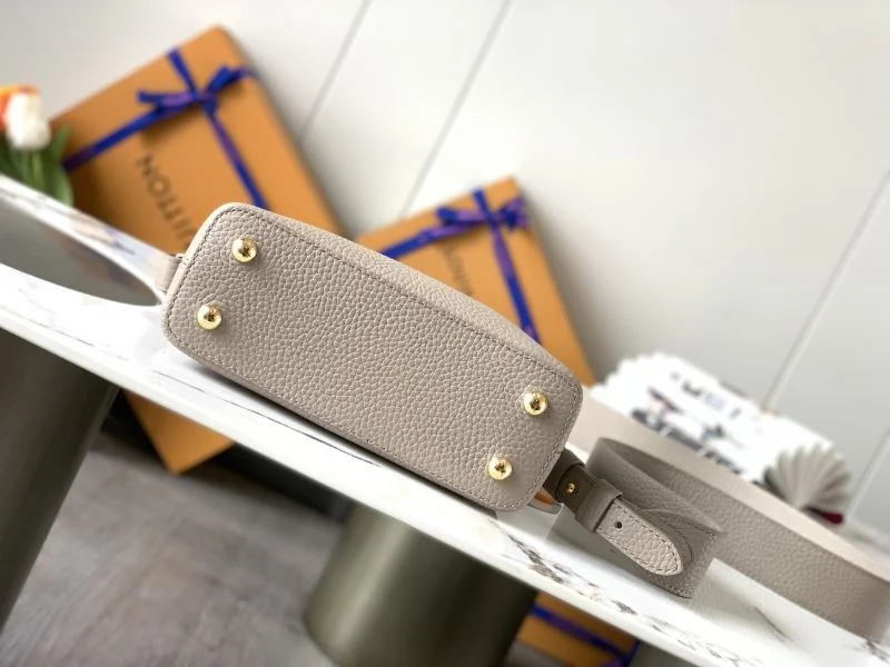 Low-cost Louis Vuitton Capucines BB Bags