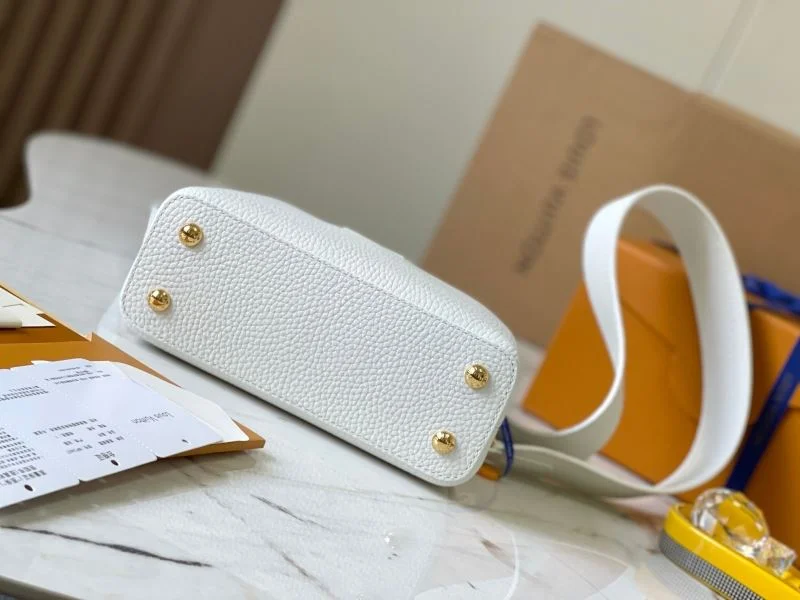 High accuracy Louis Vuitton Capucines BB Bags