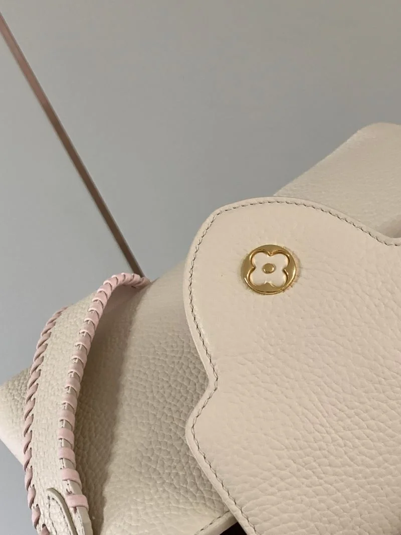 Legit Louis Vuitton Capucines BB Bags