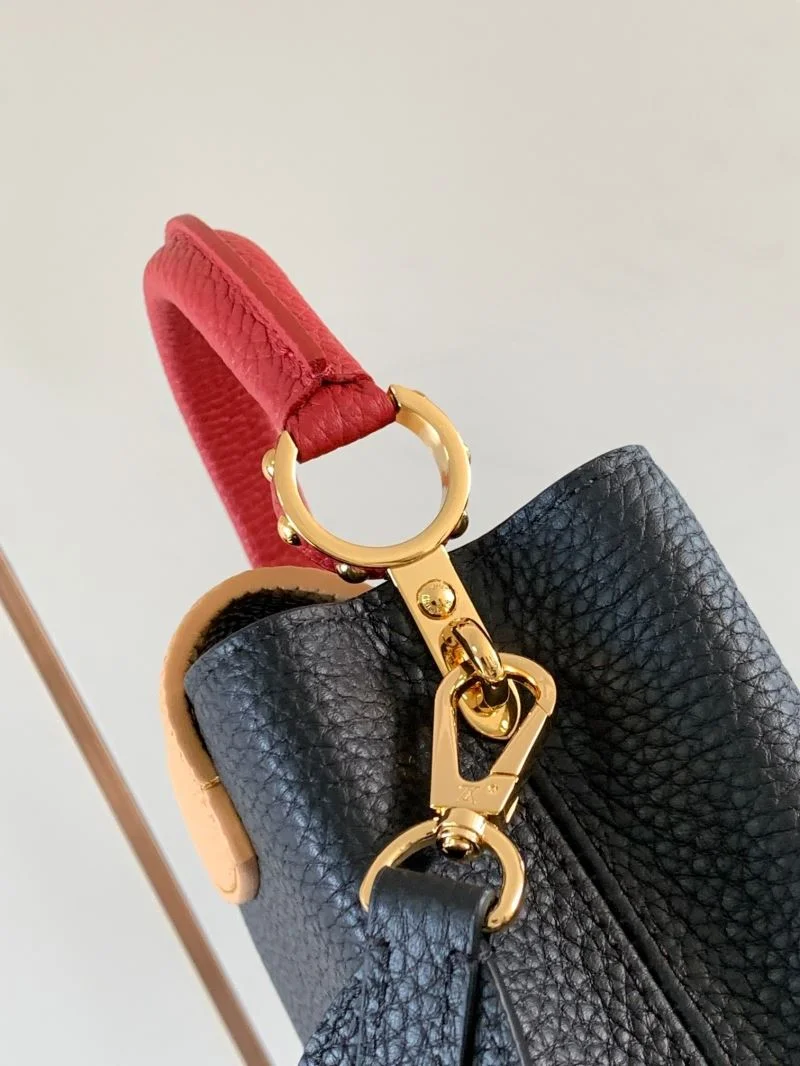 Mirror quality Louis Vuitton Capucines BB Bags