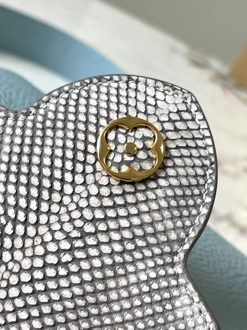 Reasonably priced Louis Vuitton Capucines BB Bags