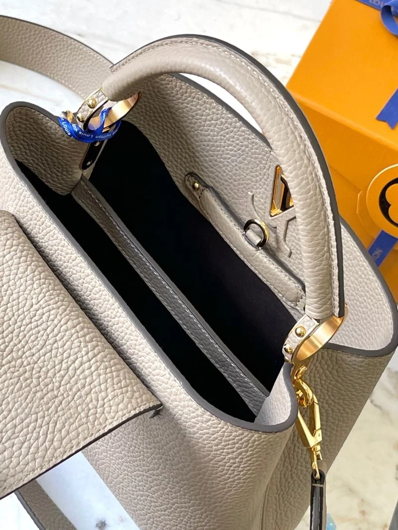 Bargain Louis Vuitton Capucines BB Bags