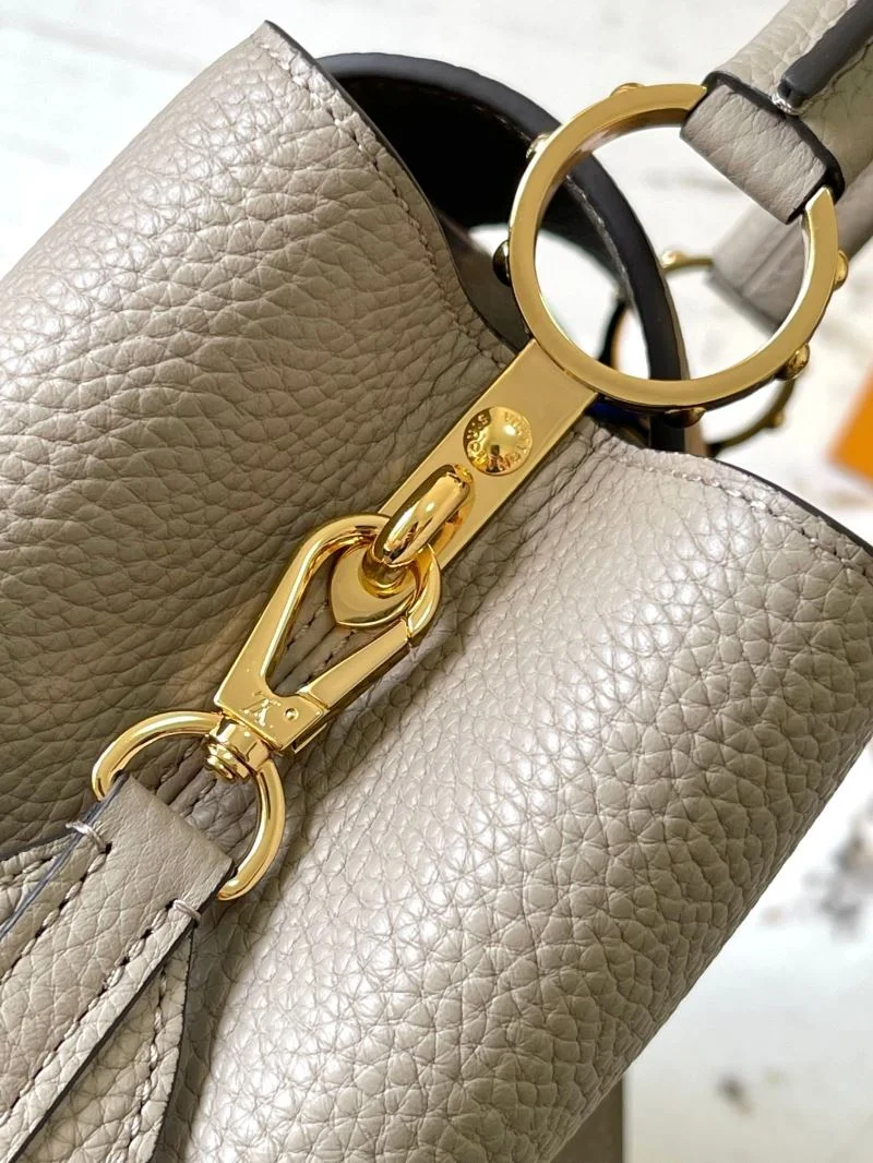Bargain Louis Vuitton Capucines BB Bags