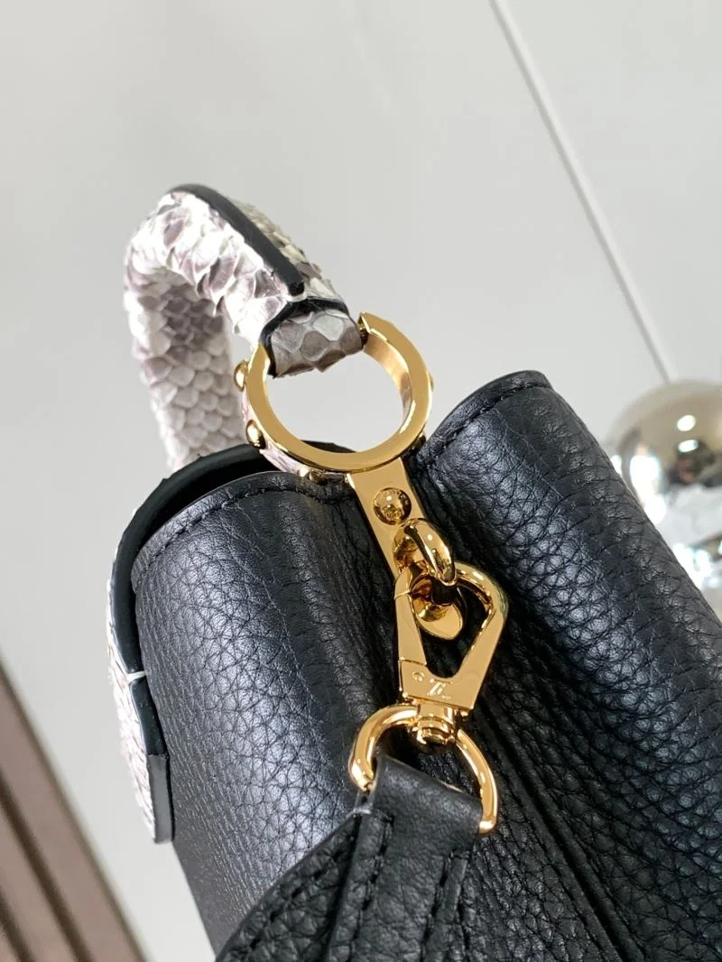 Top match Louis Vuitton Capucines BB Bags