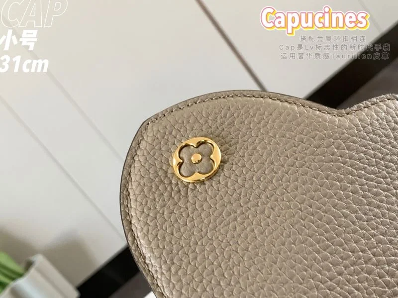 Accurate model Louis Vuitton Capucines BB Bags