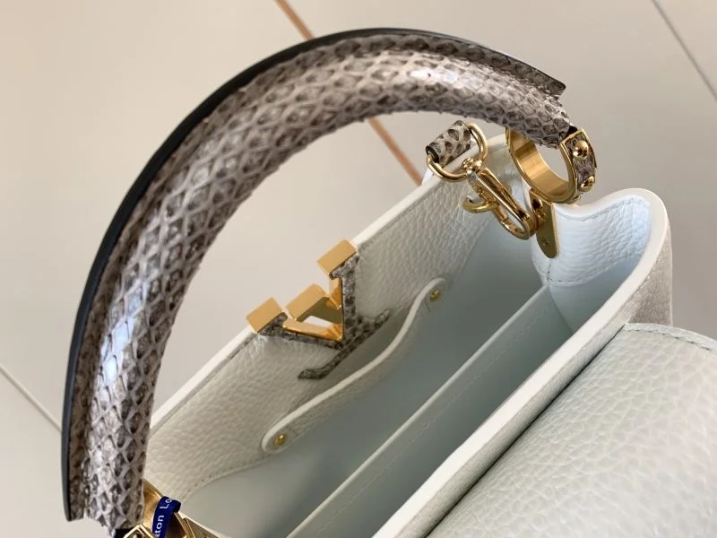 High accuracy Louis Vuitton Capucines BB Bags
