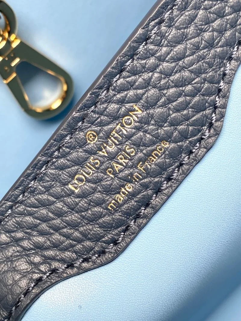Mirror quality Louis Vuitton Capucines BB Bags