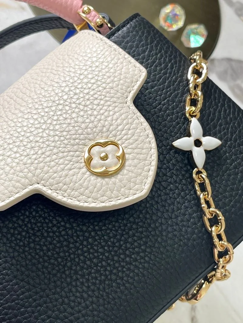 Bargain Louis Vuitton Capucines BB Bags