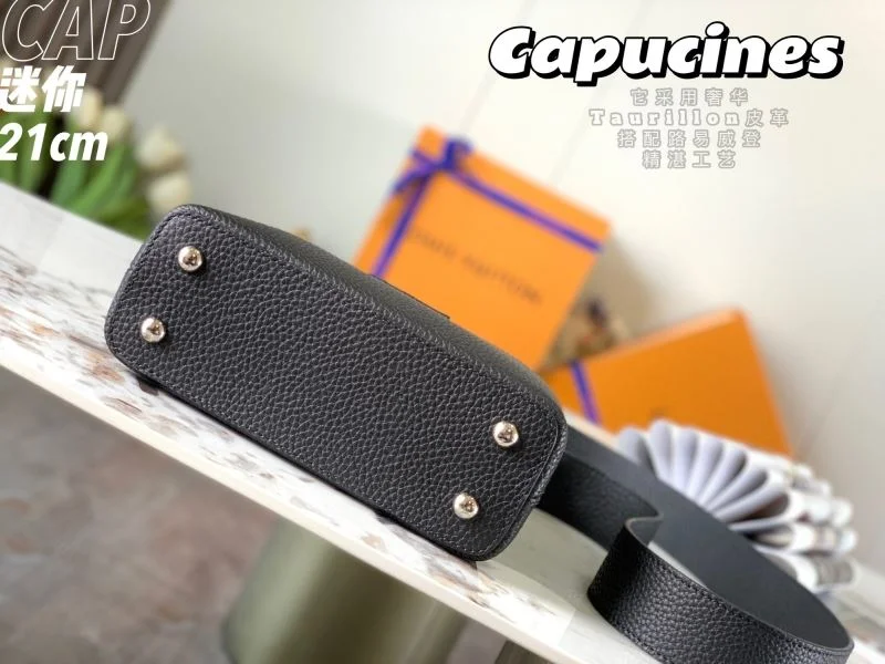 Brand-original Louis Vuitton Capucines BB Bags
