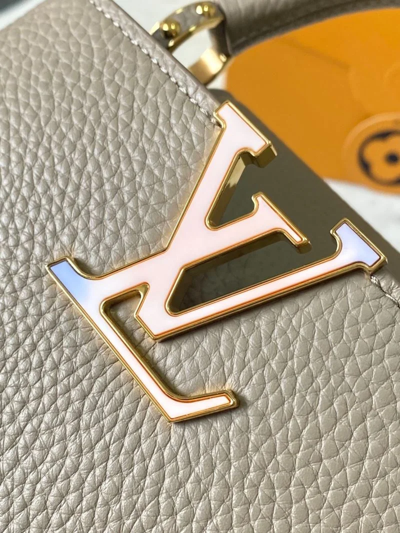 Cut-rate Louis Vuitton Capucines BB Bags