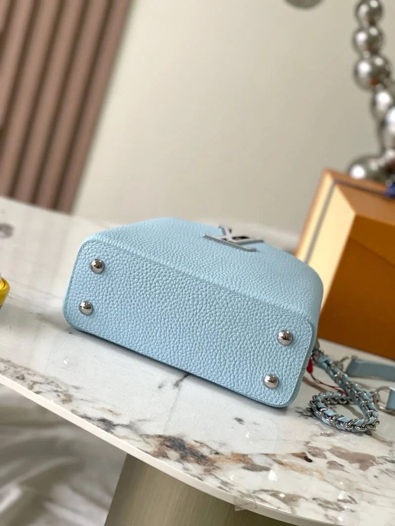 Cut-rate Louis Vuitton Capucines BB Bags