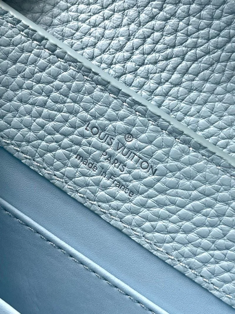Cut-rate Louis Vuitton Capucines BB Bags