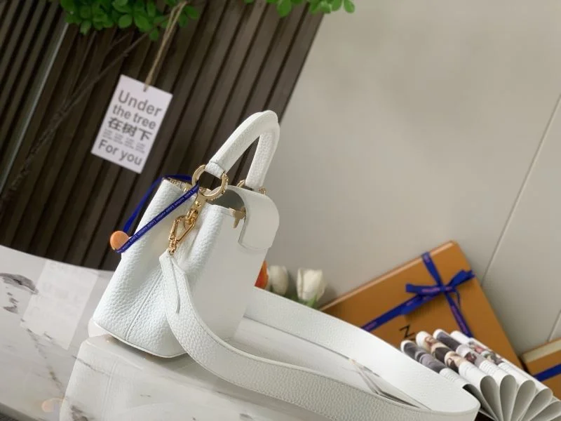 High accuracy Louis Vuitton Capucines BB Bags