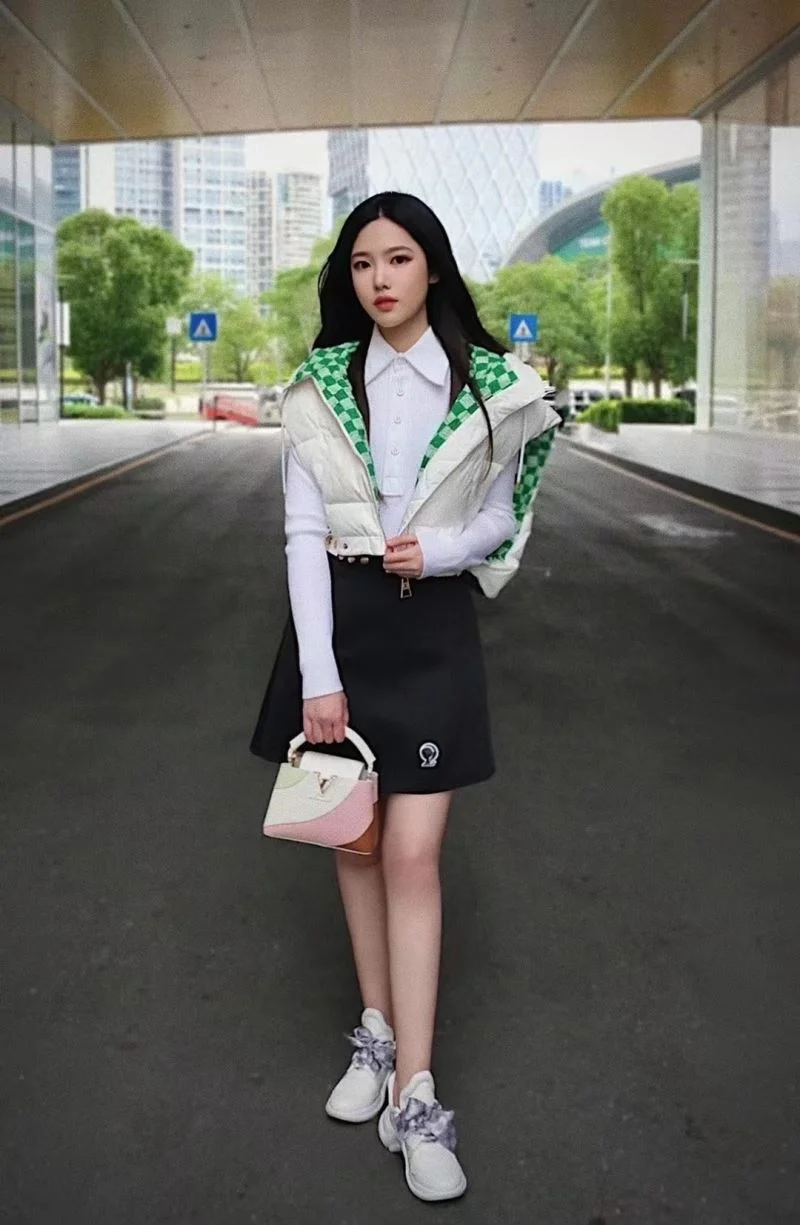 Discounted Louis Vuitton Capucines BB Bags