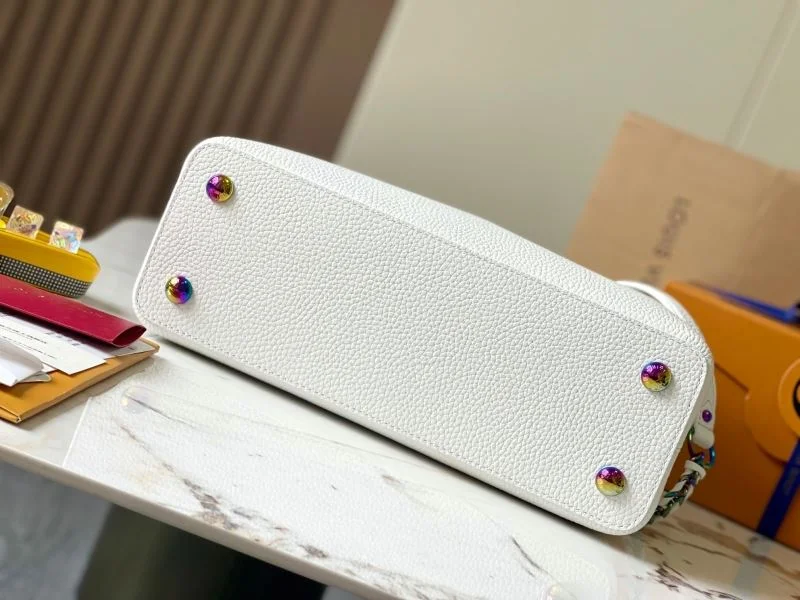 Exact replica Louis Vuitton Capucines BB Bags