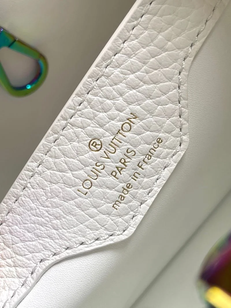 Cut-rate Louis Vuitton Capucines BB Bags